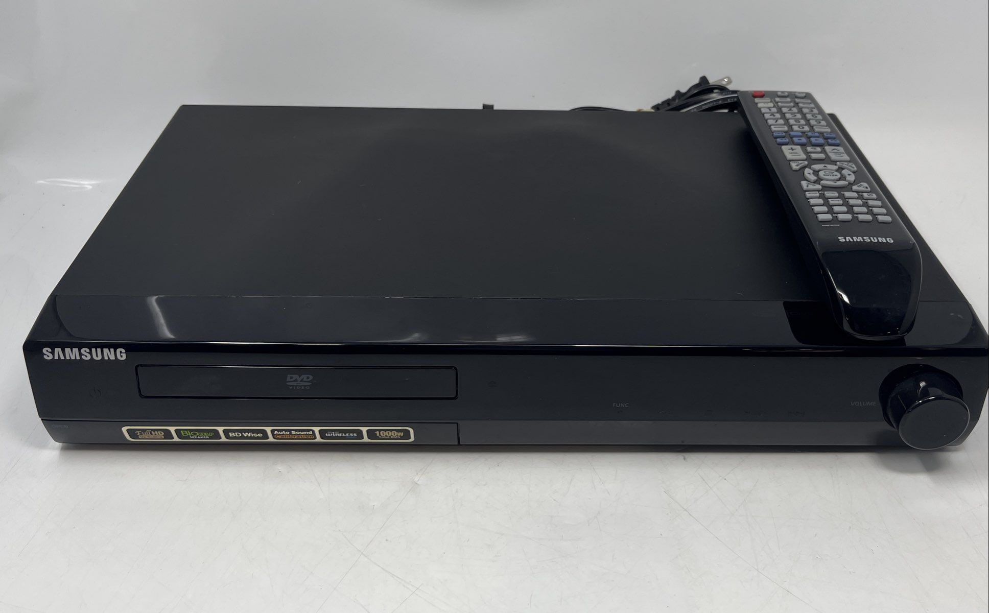 Samsung HT-TZ422 DVD Home Theater Speaker System Receiver And Player N ...