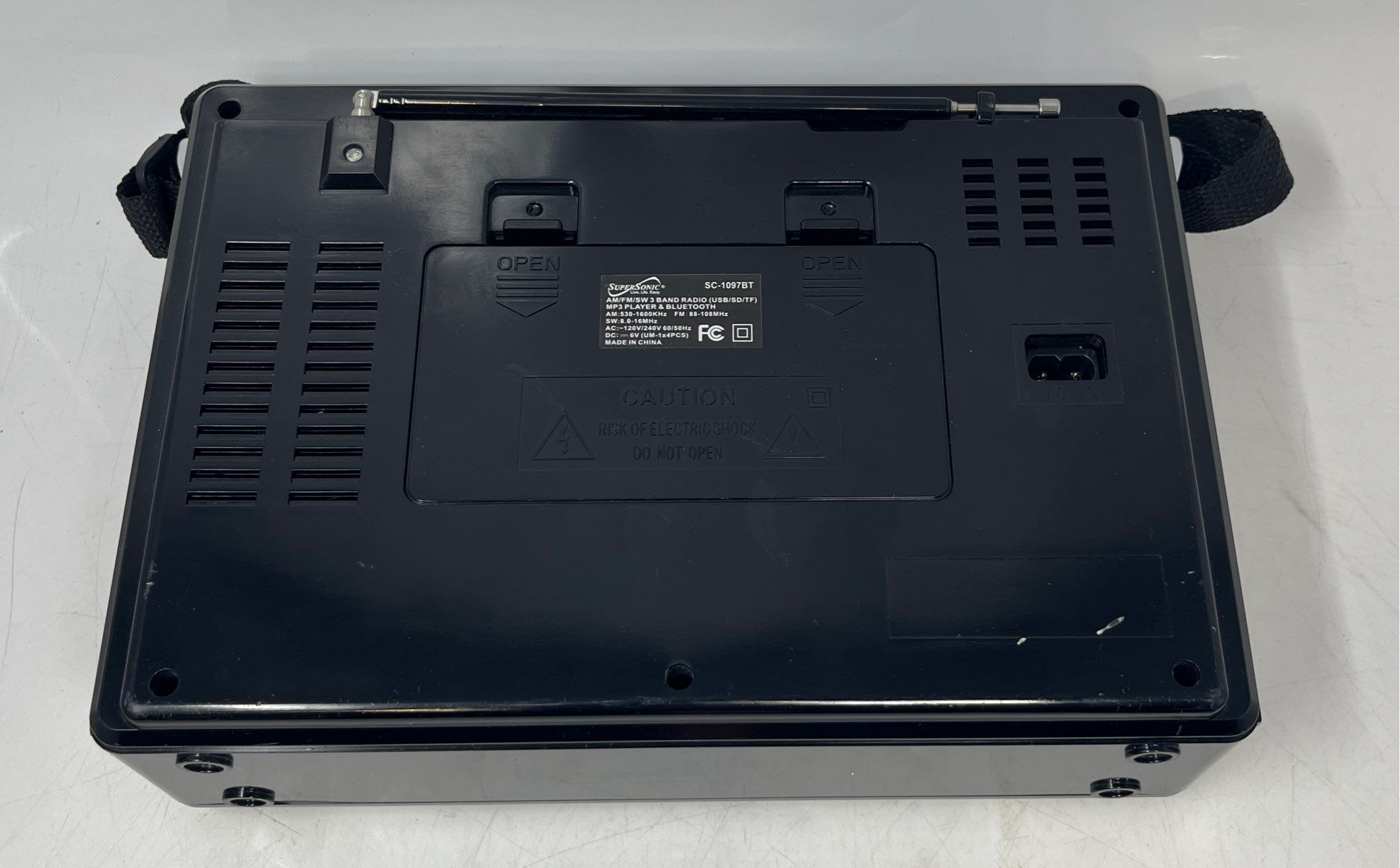 Supersonic X-Bass SC-1097BT Black 3-Channel AM FM Radio Not Tested ...