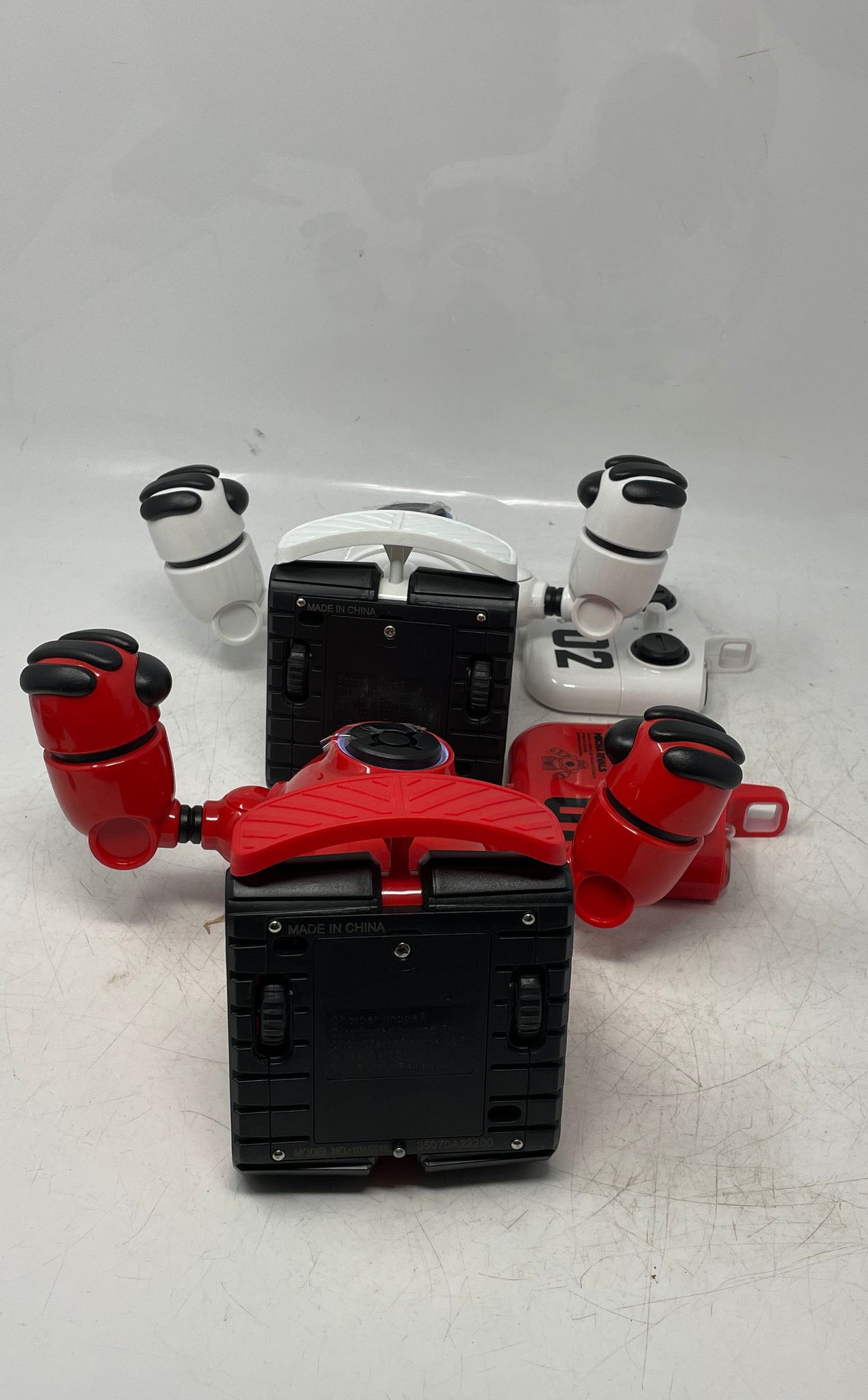 Sharper Image 2 Pcs Mecha Rivals Remote Control Battle Robots Not Test ...